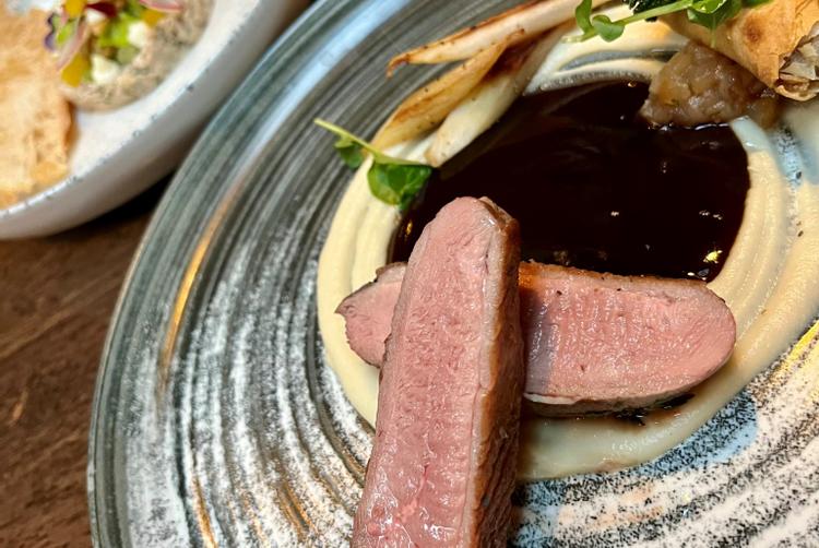 The Iveagh Restaurant | Camden Court Hotel, Dublin 2